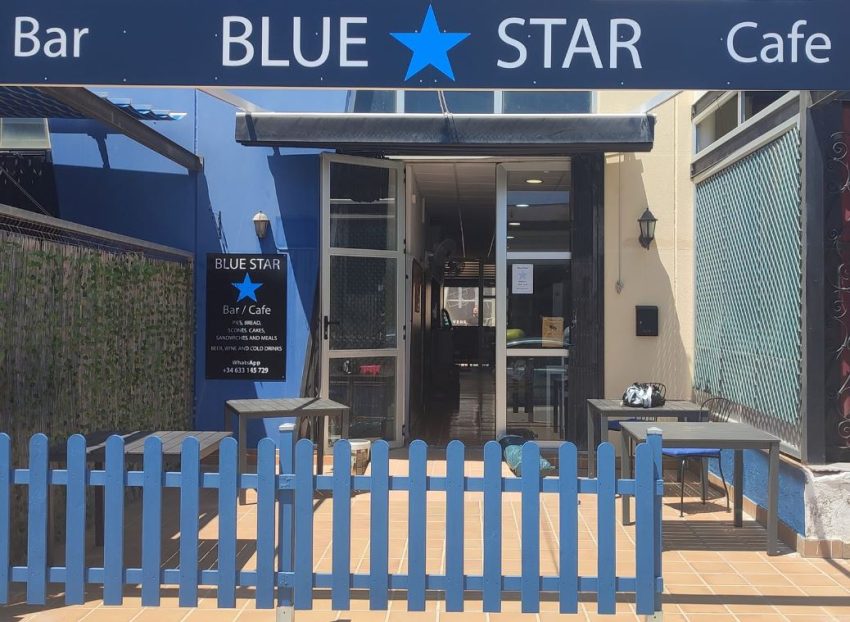 Blue Star Bar Cafe La Marina: Fantastic Value For Money - Dave In Spain